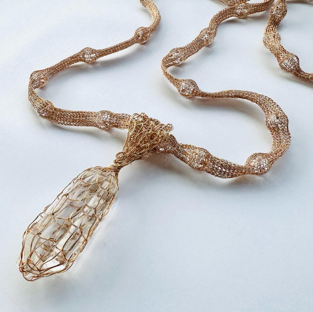 Collar lazo cuarzo Silver – Chantal Bernsau